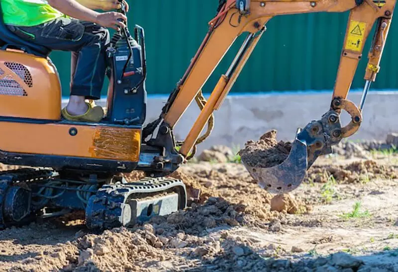 mini ekskavatör nasıl çalıştırılır - BISON makineleri